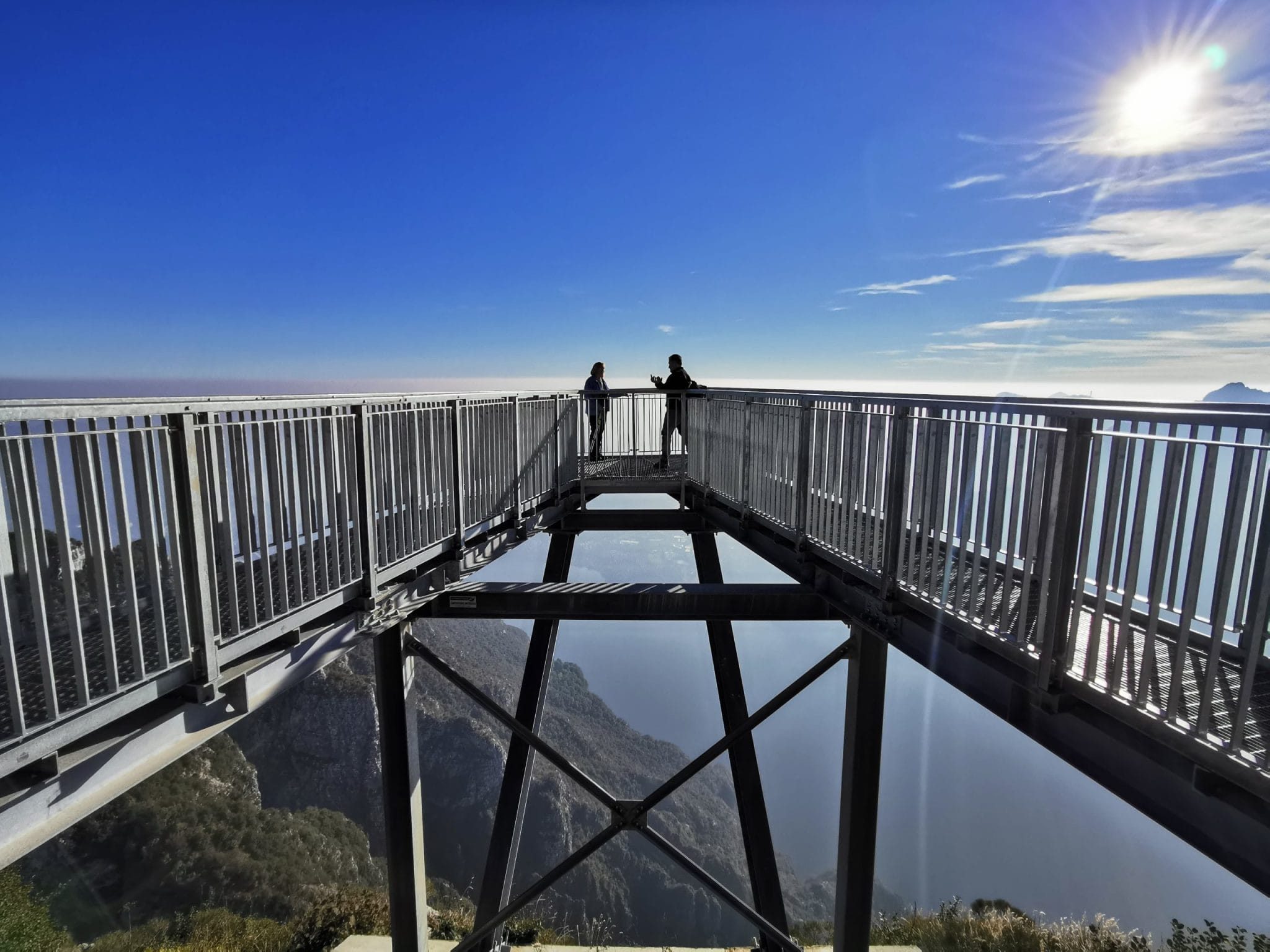 A panoramic walkway in Valentino Park - Lecco Tourism