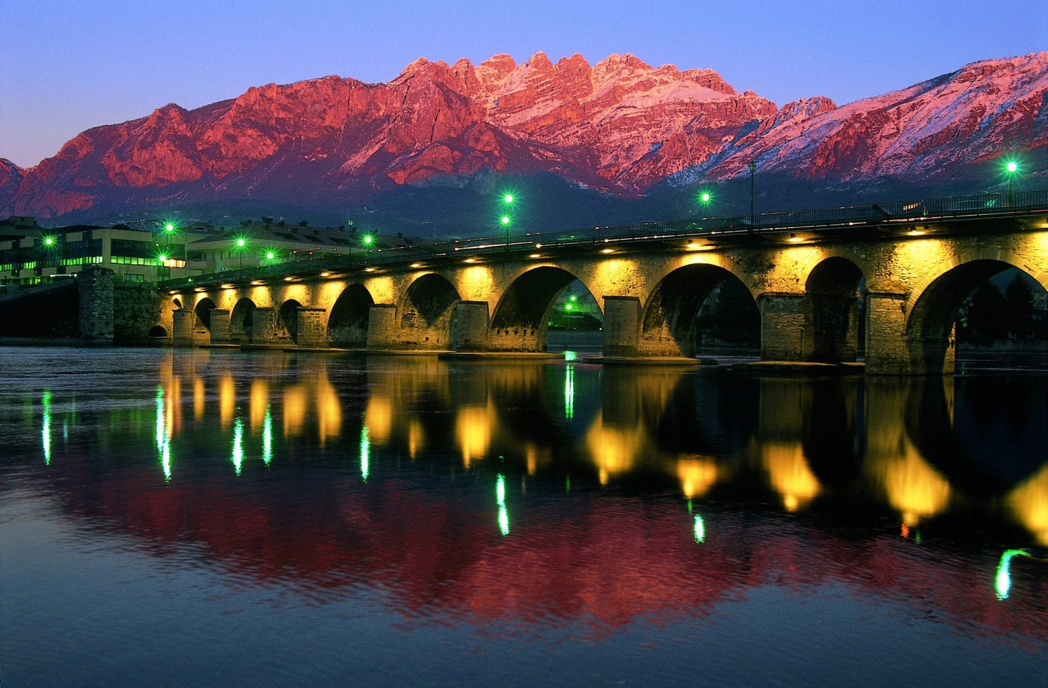 Ponte Azzone Visconti - Lecco Tourism